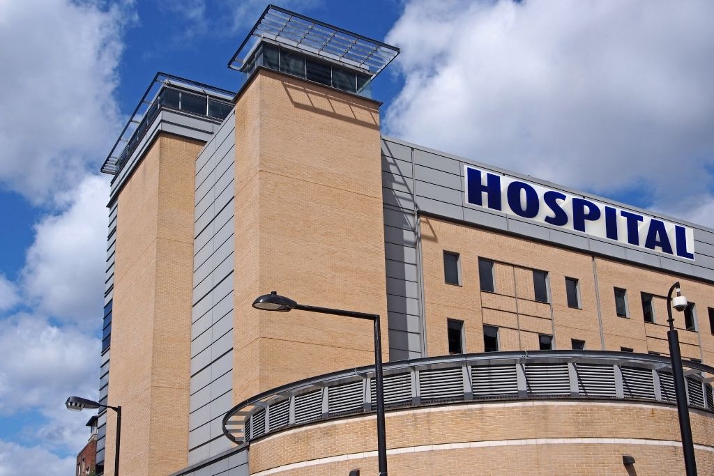 Questions To Ask During a Maternity Hospital Tour